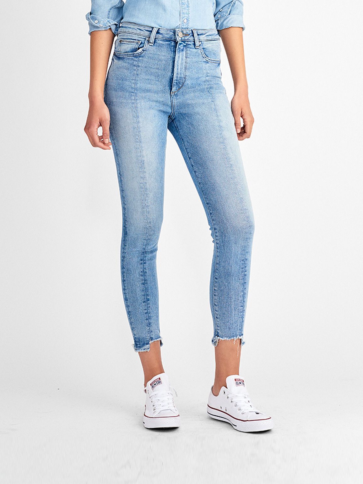 Chrissy Ultra High-Rise Reeves Jeans